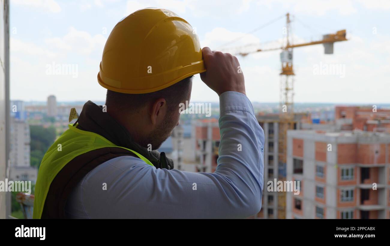 Close up portrait of Caucasian handsome professional male builder in ...