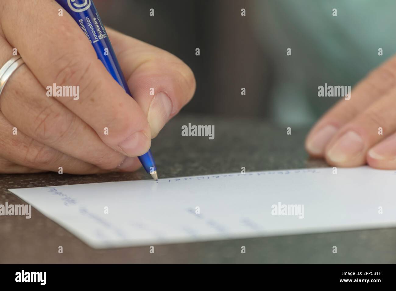 Hand writing quill pen, parchment paper hi-res stock photography and ...