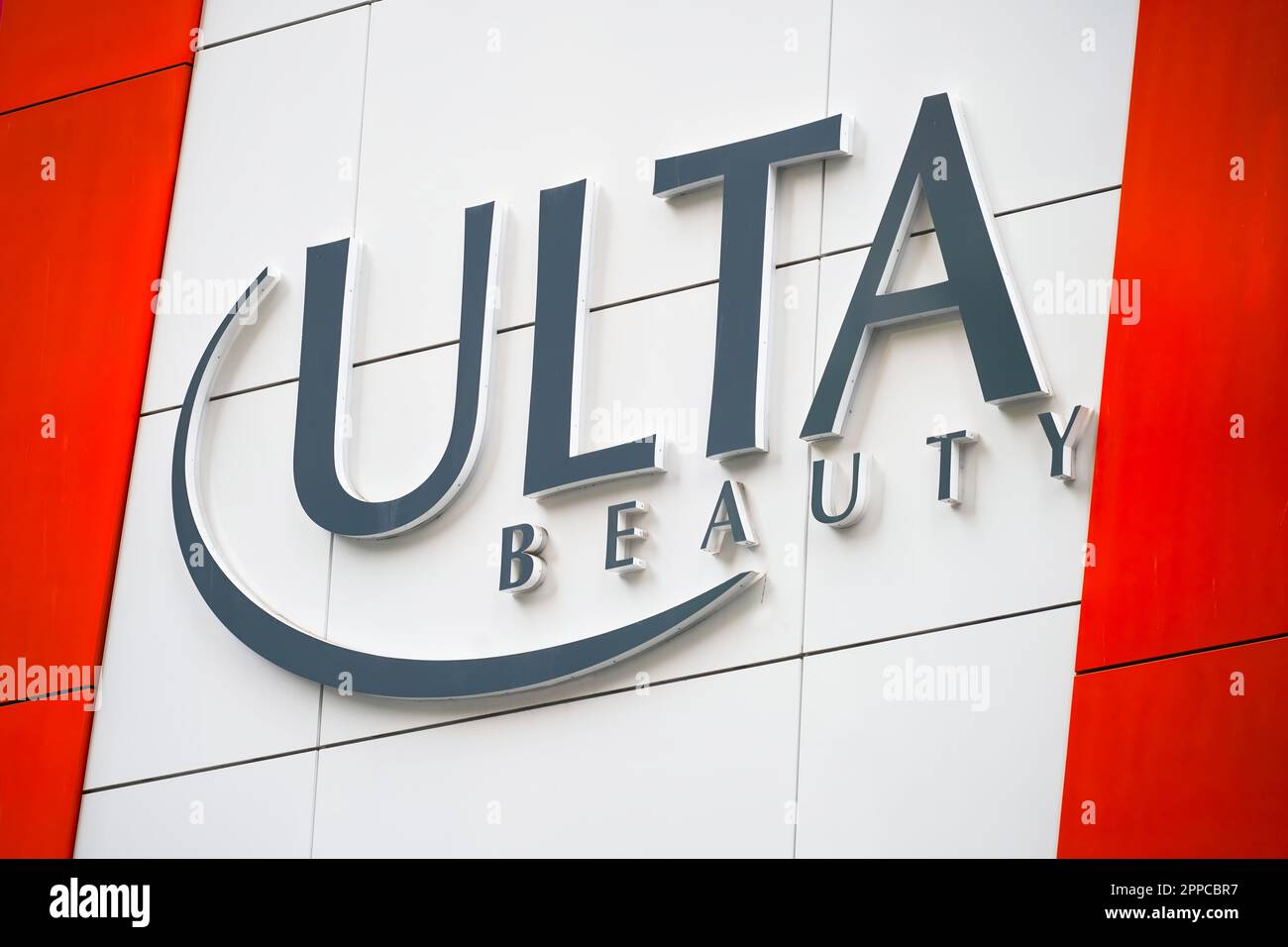 Ulta beauty hi-res stock photography and images - Alamy