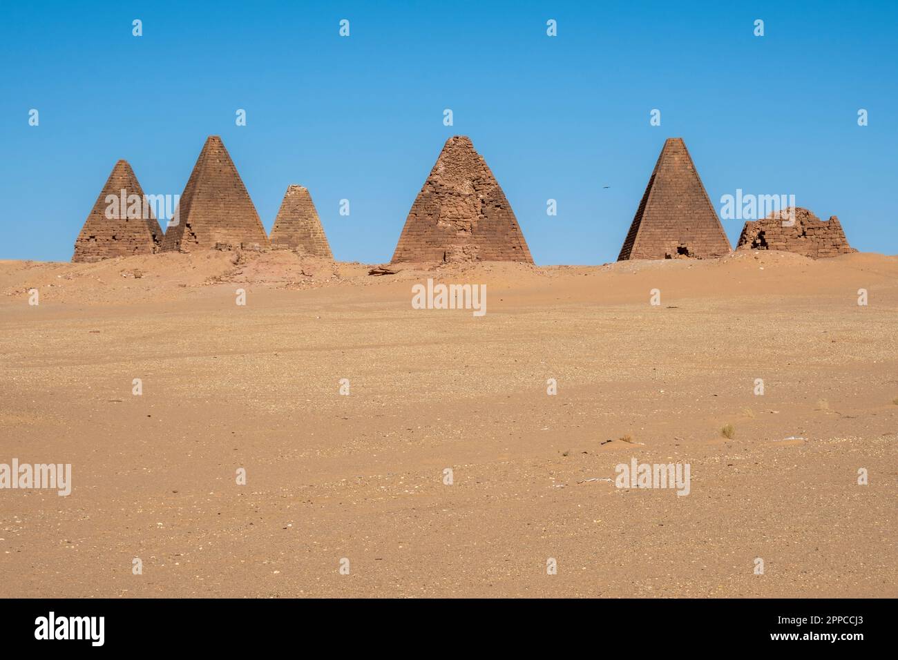Royal Cemetery Pyramids at Jebel Barkal, Karima, Sudan Stock Photo - Alamy