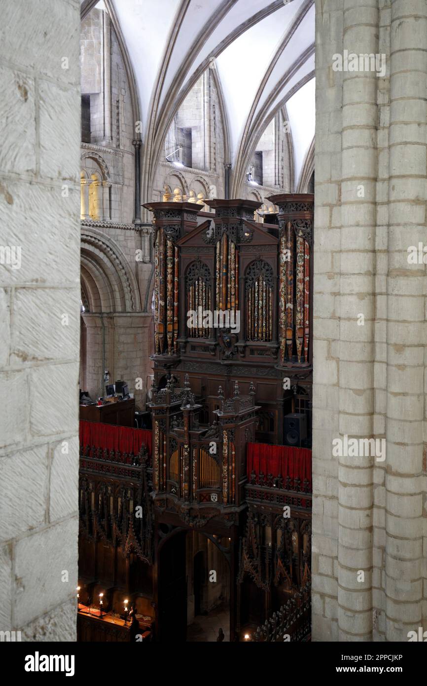 Impressive painted Organ of Gloucester Cathedral, Gloucestershire, UK ...
