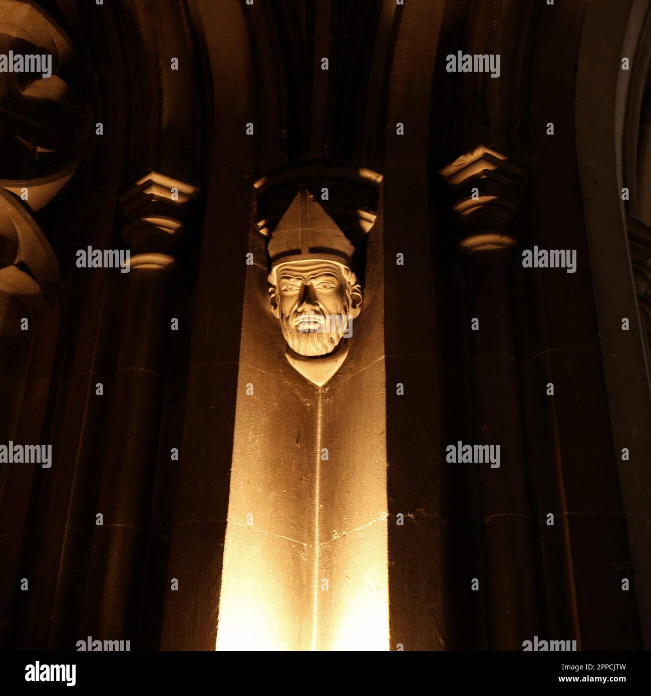 Carved bishops hi-res stock photography and images - Alamy