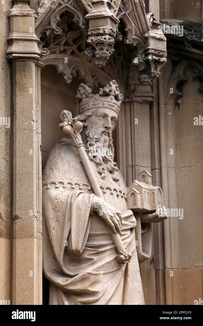 Exterior of Gloucester Cathedral. Statue of King Osric, made by J.F ...