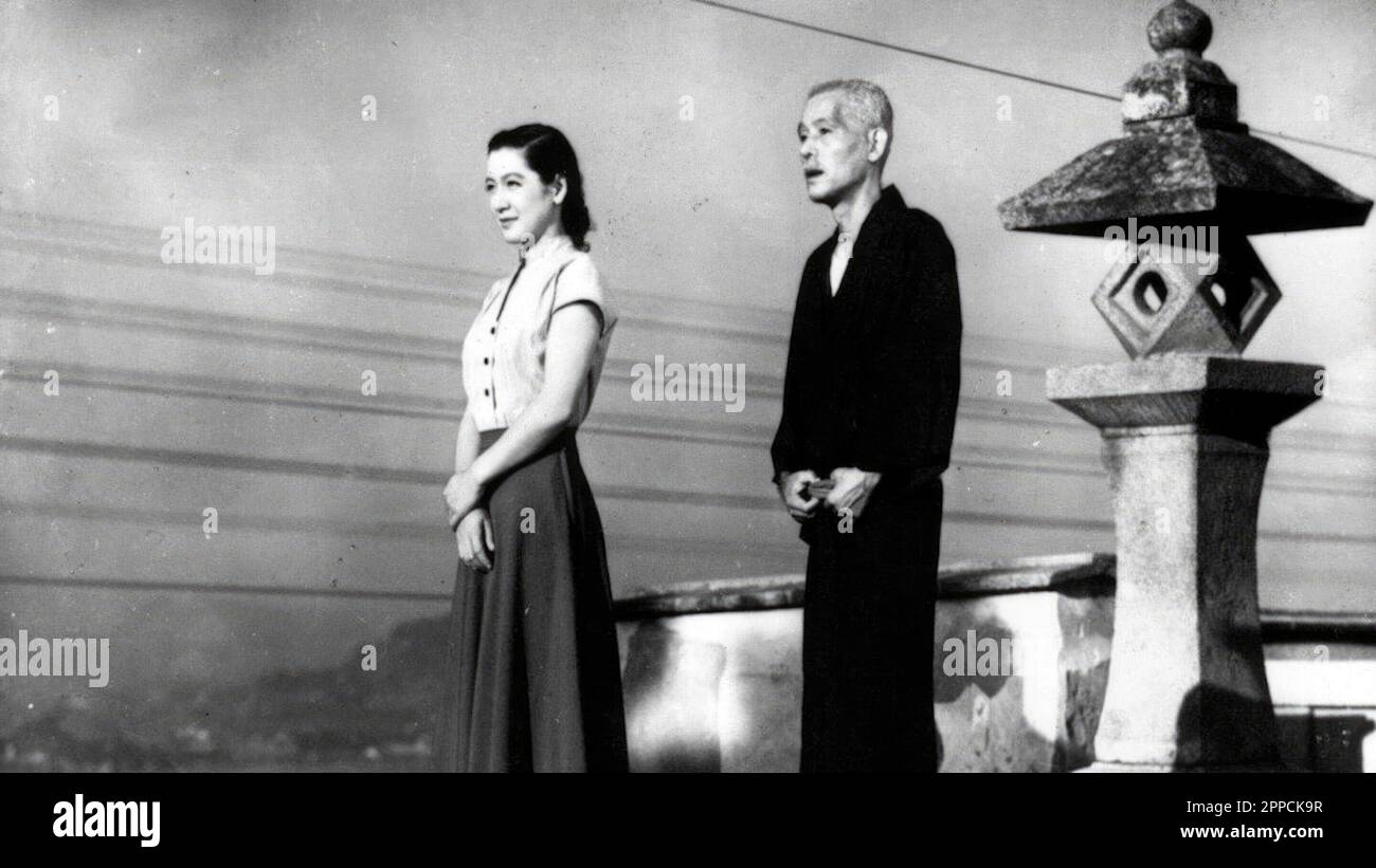 CHISHU RYU and SETSUKO HARA in TOKYO STORY (1953) -Original title ...