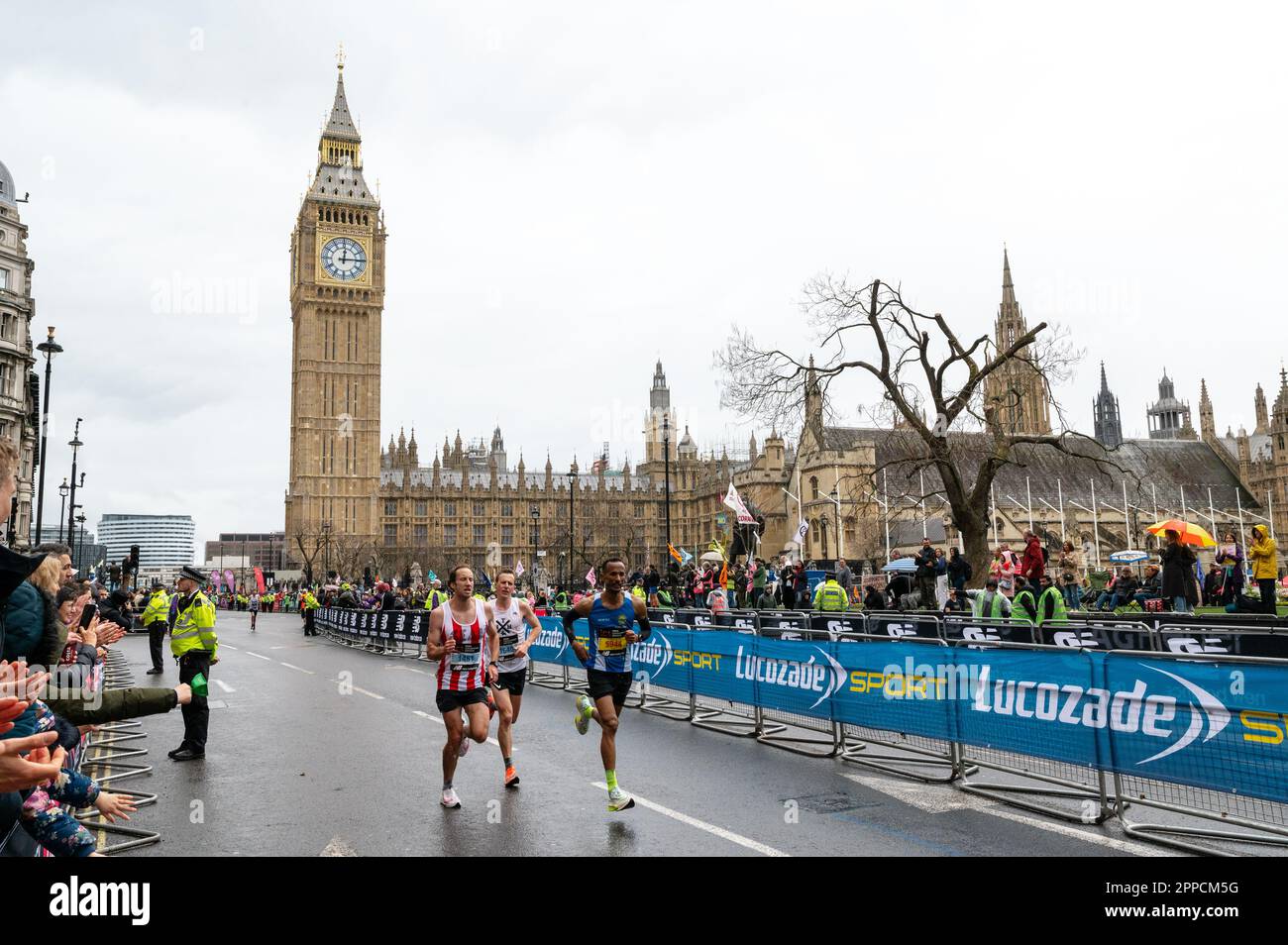 London, UK. 23 April 2023. London Marathon pass through Parliament ...