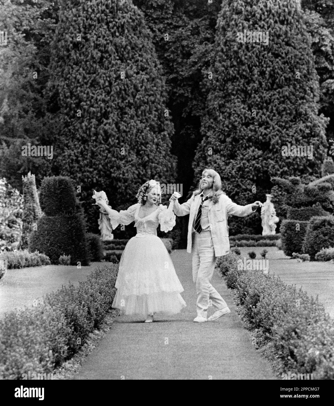 Carolyn Seymour, Peter O'Toole, on-set of the Film, "The Ruling Class ...