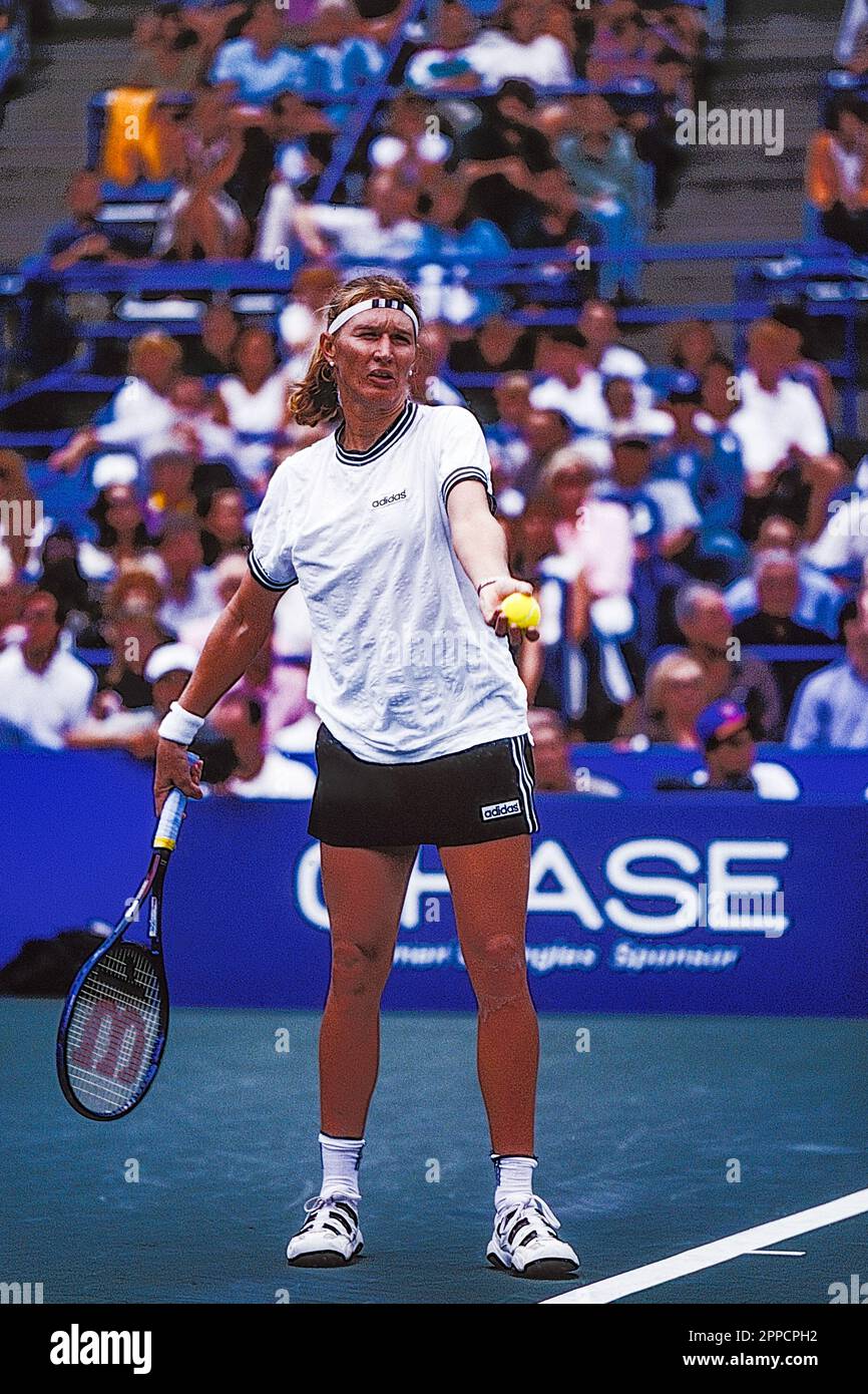 Steffi Graf (GER) competing at the 1996 US OPEN Stock Photo - Alamy