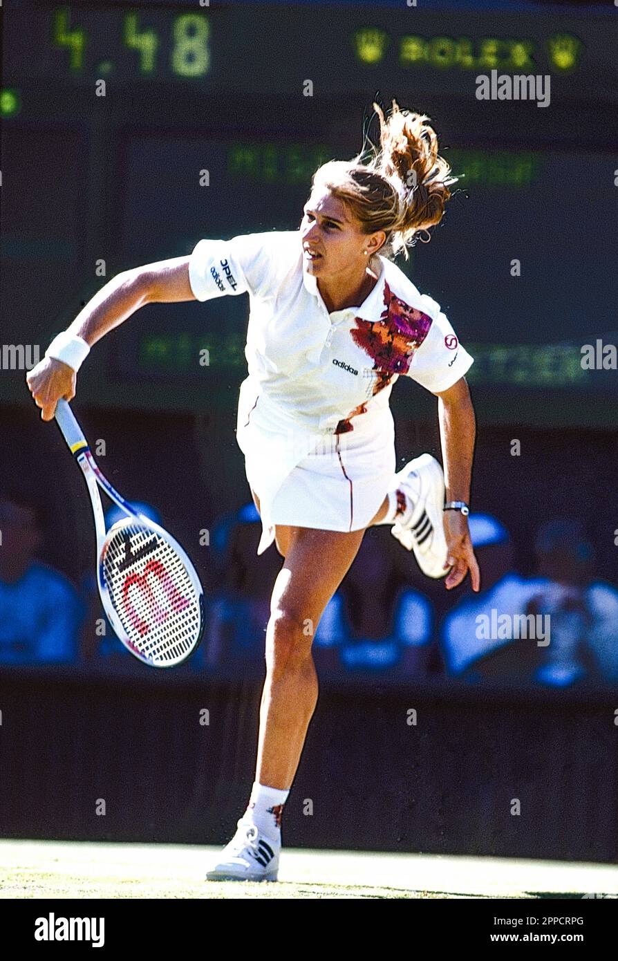 Steffi Graf (GER) competing at the 1995 Wimbledon Championships Stock ...