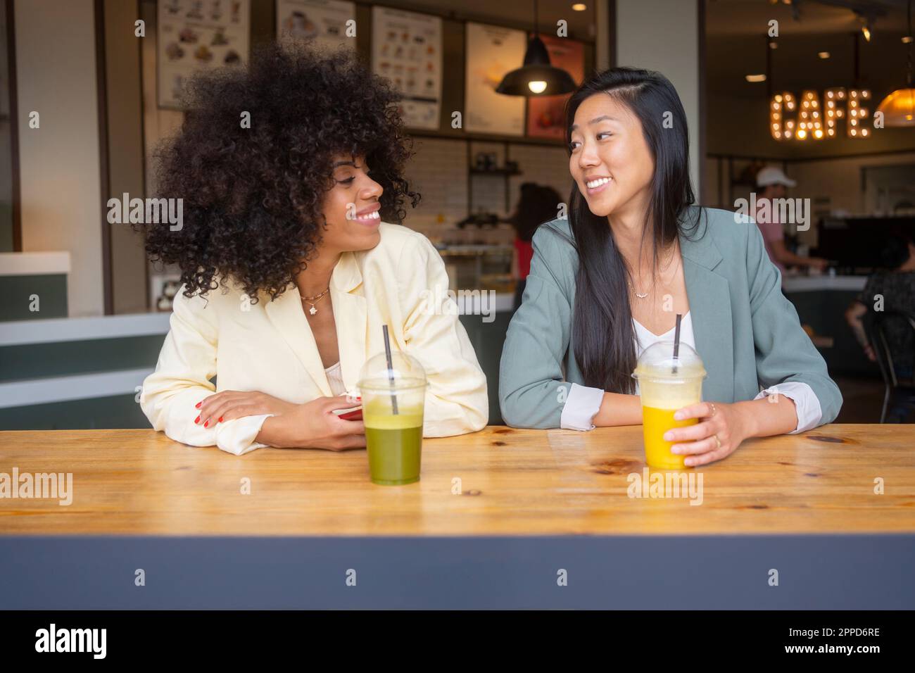 Multiracial multicultural front sitting hi-res stock photography and ...