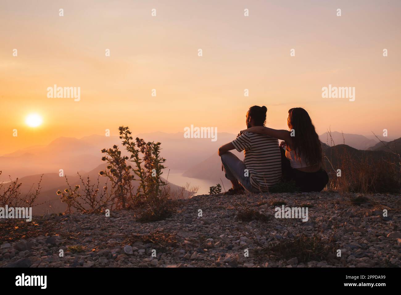 Positive tourist couple enjoying hi-res stock photography and images ...