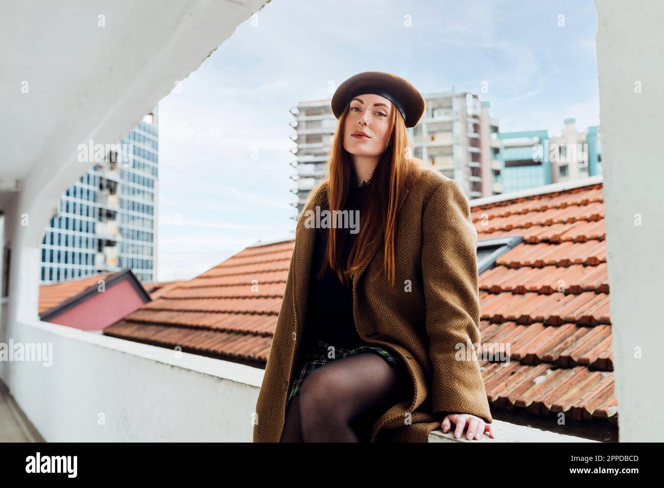 Woman beret hat hi-res stock photography and images - Alamy
