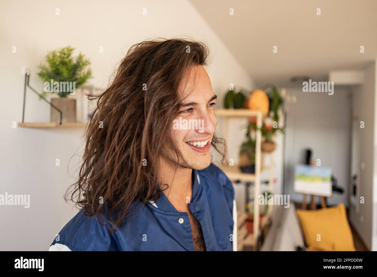 Long hair at home hi-res stock photography and images - Alamy