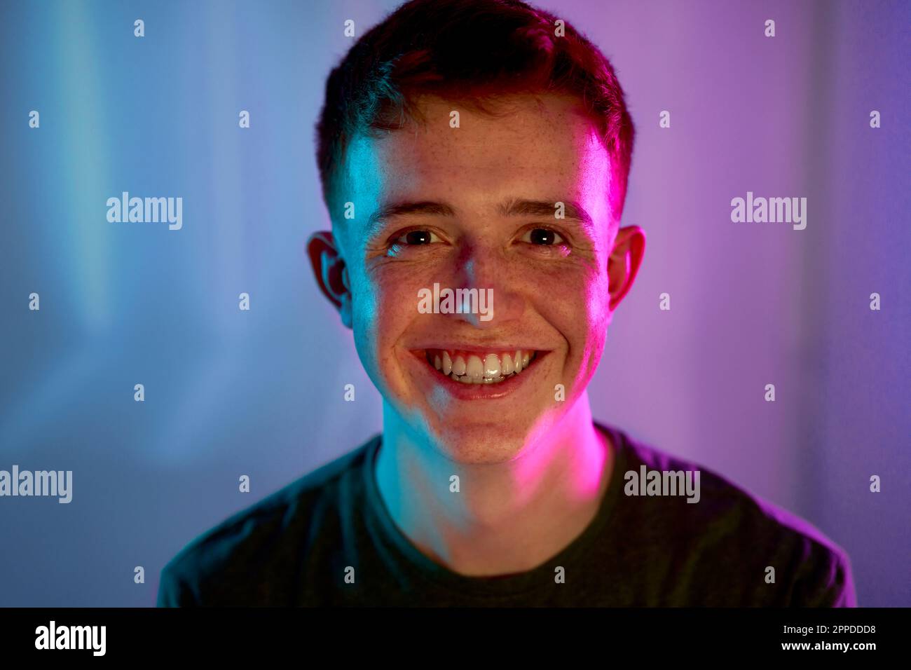 Man light hi-res stock photography and images - Alamy