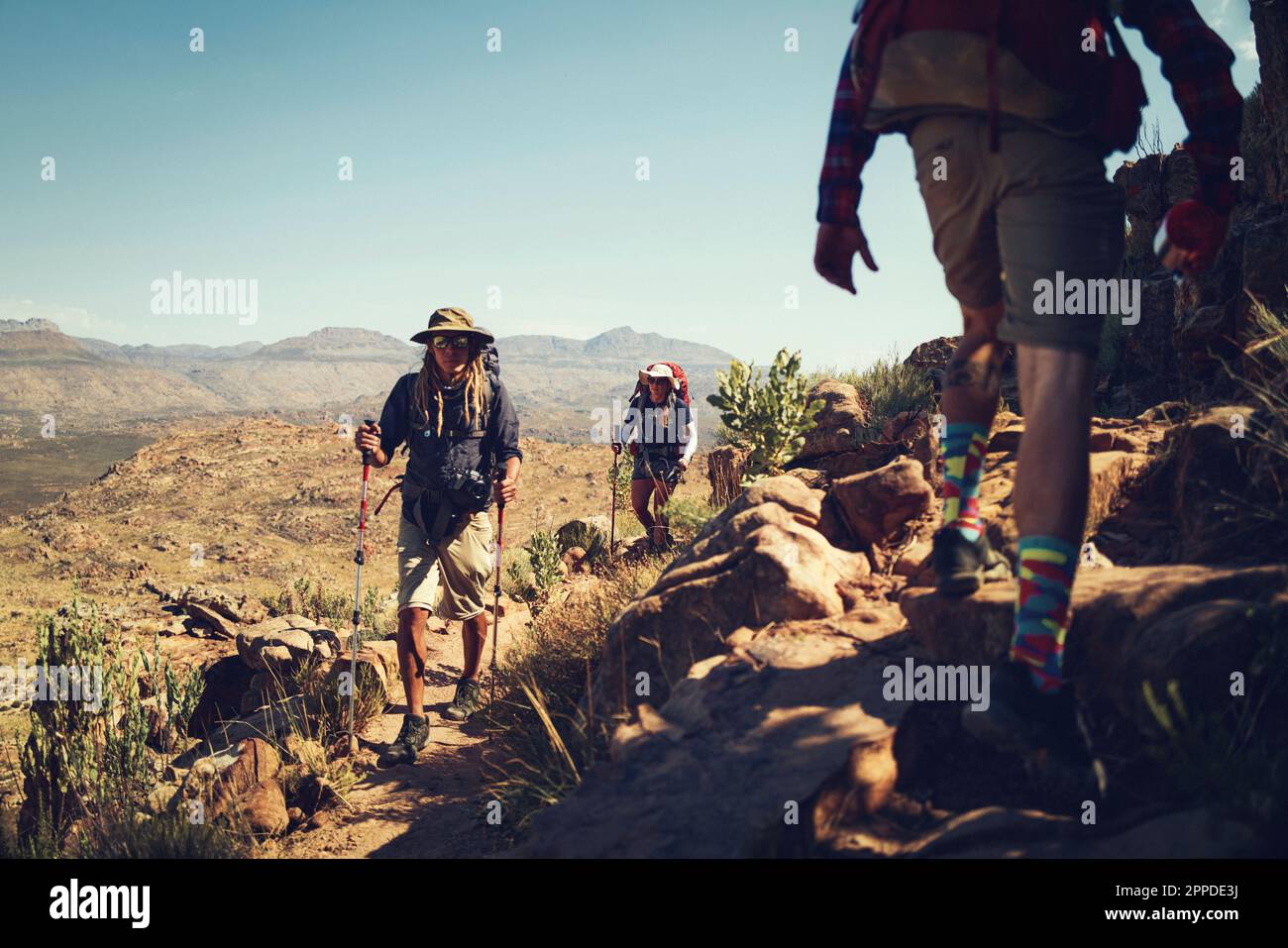 Friends climbing rock hi-res stock photography and images - Alamy
