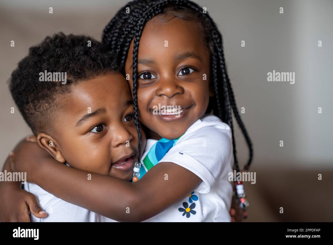 African descent siblings hi-res stock photography and images - Alamy