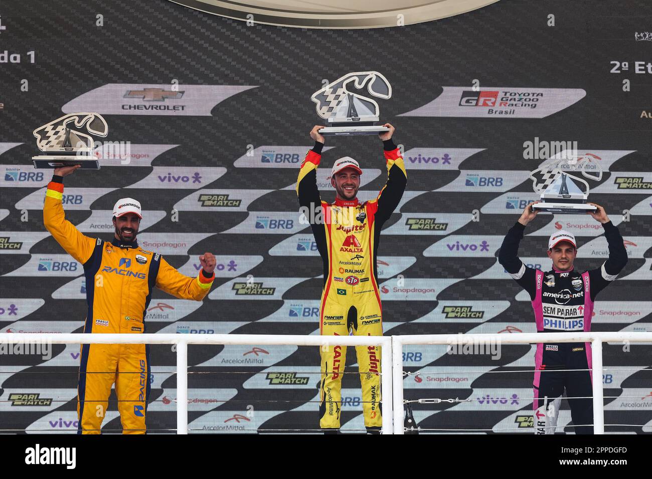 SÃO PAULO, SP - 23.04.2023: STOCK CAR EM INTERLAGOS - Cesar Ramos ...