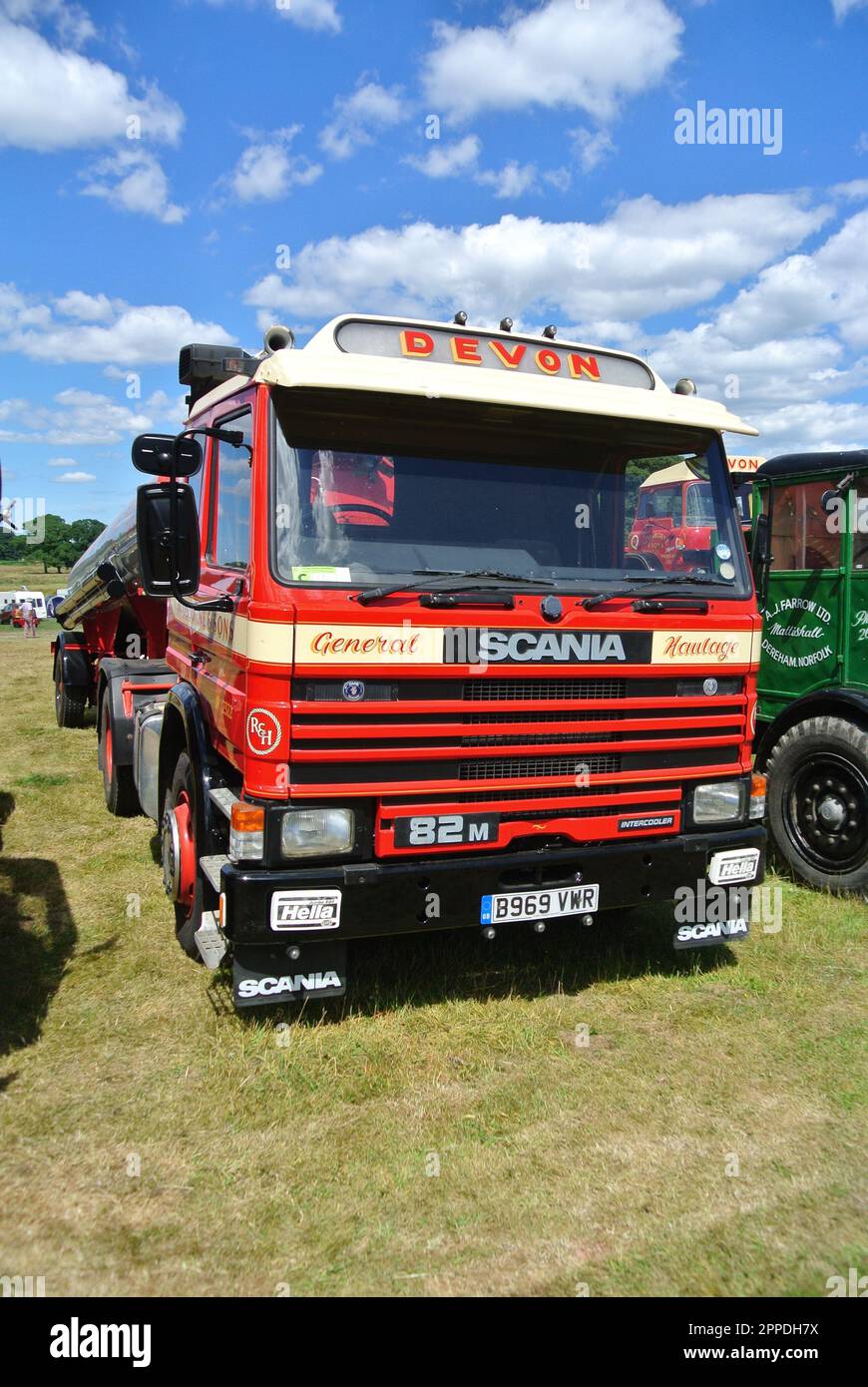Classic scania truck hi-res stock photography and images - Alamy