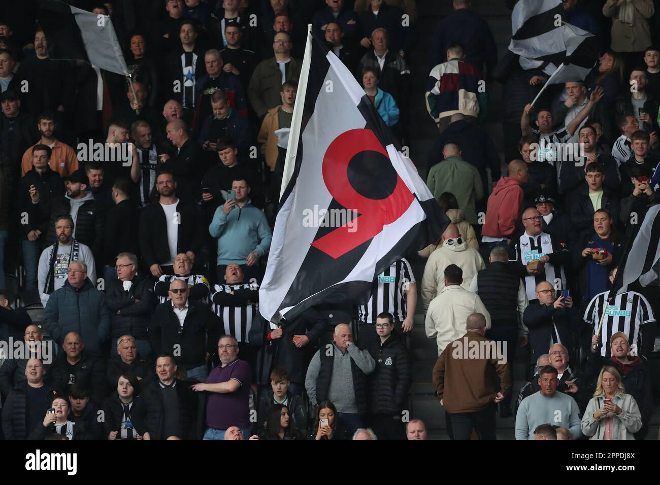 Number 9 premier league hi-res stock photography and images - Alamy