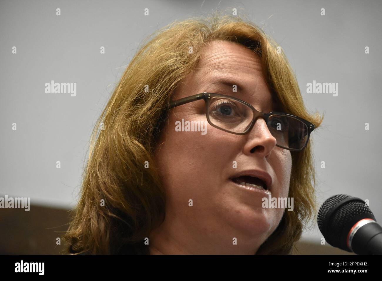 Tracy zur hi-res stock photography and images - Alamy