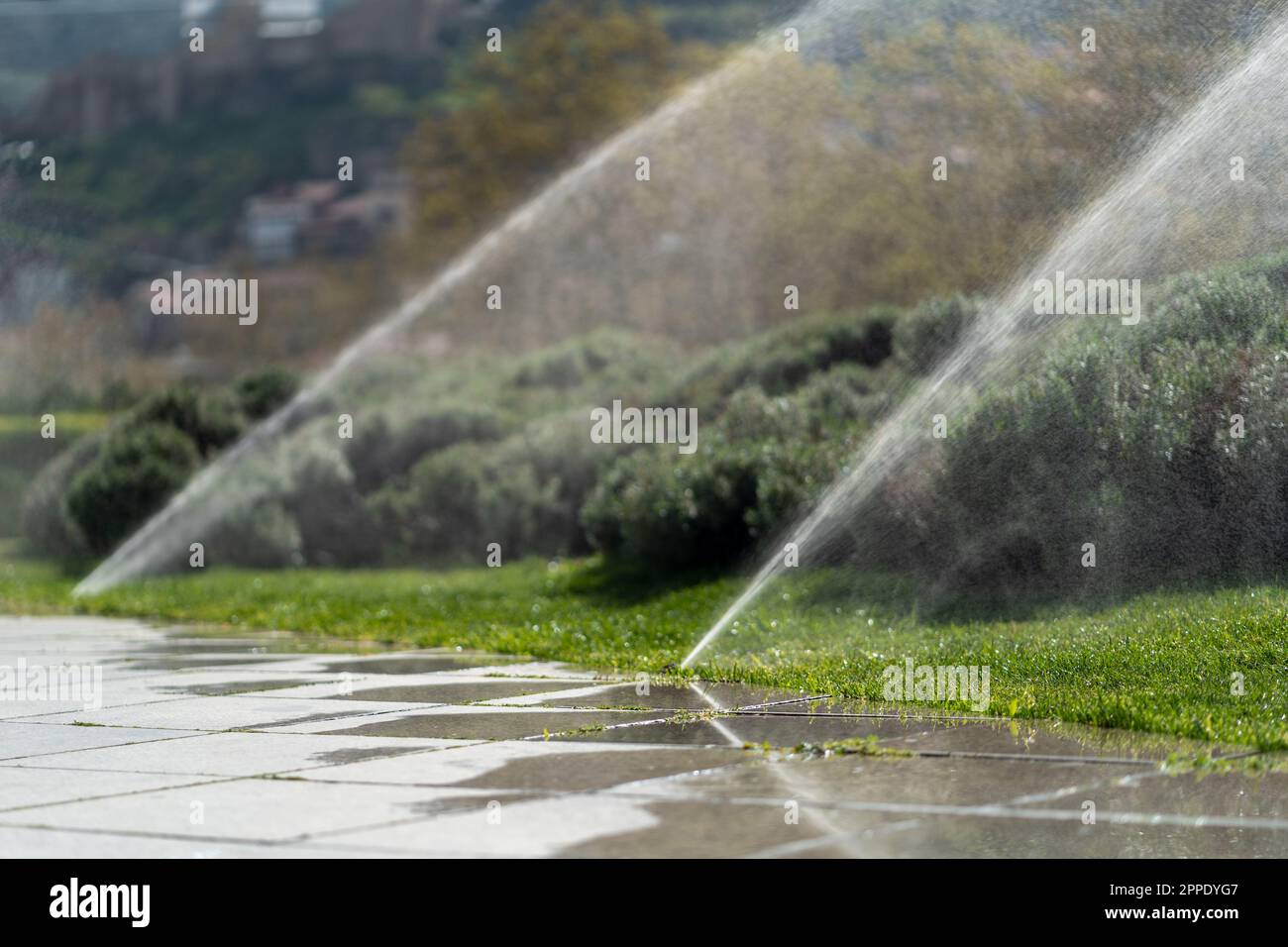 Automatic playing hi-res stock photography and images - Alamy