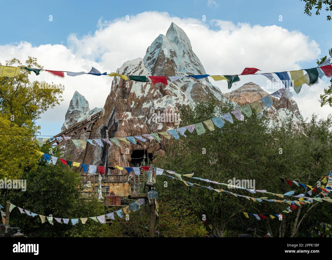 The amazing Everest ride Stock Photo - Alamy
