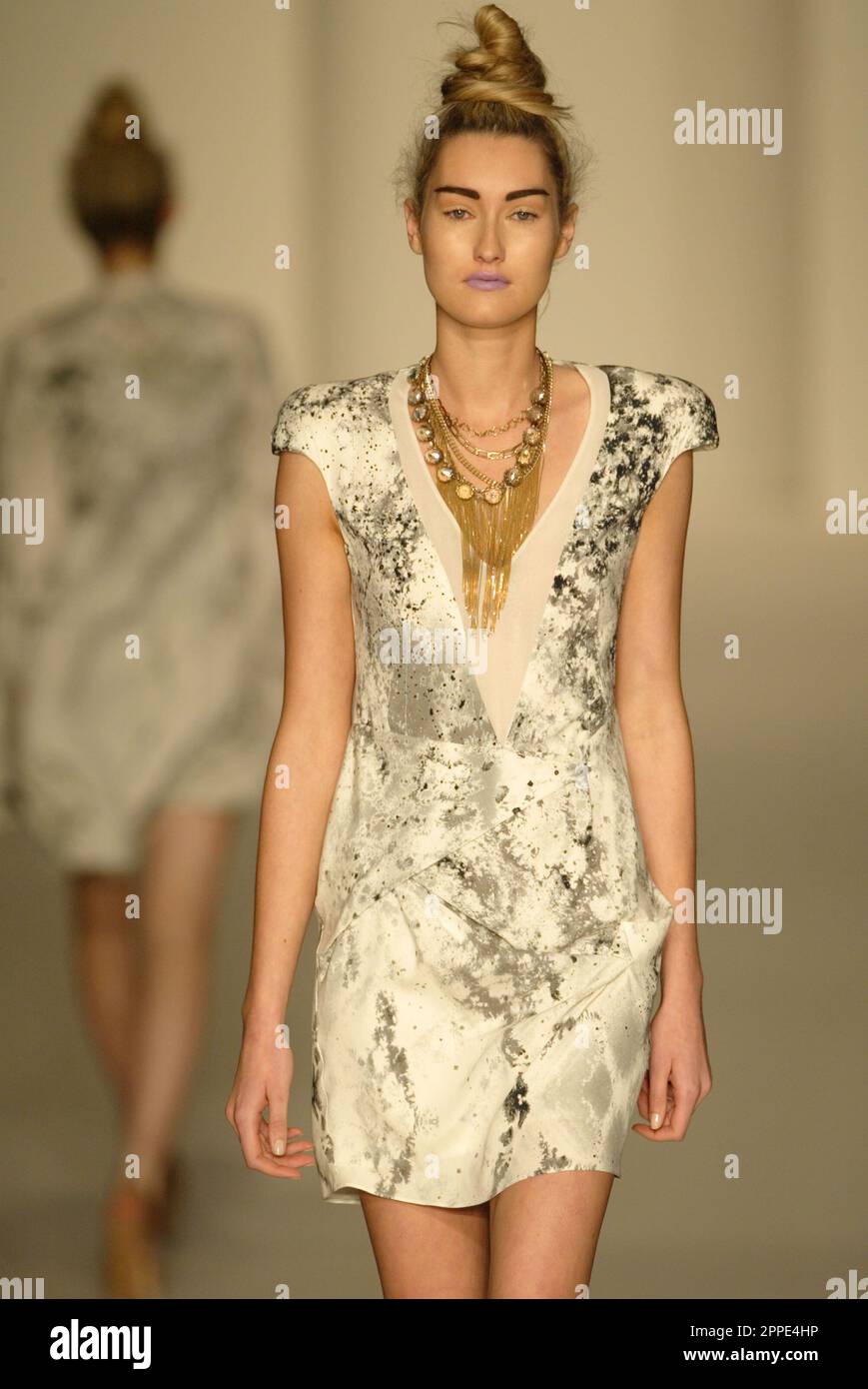 Model 2010 Rosemount Sydney Fashion Festival - Lisa Ho - Day 3 ...