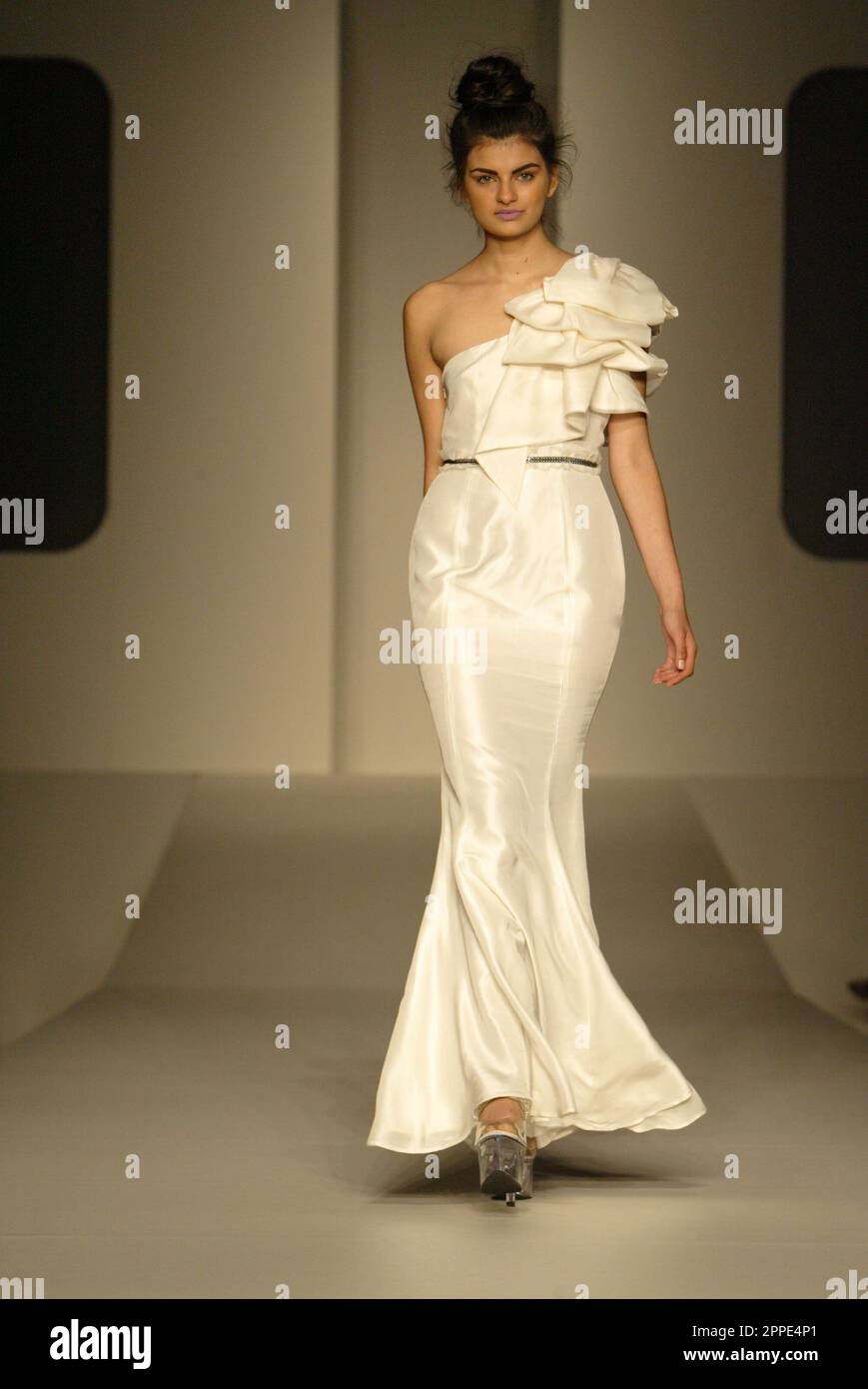 Model 2010 Rosemount Sydney Fashion Festival - Rachel Gilbert - Day 3 ...