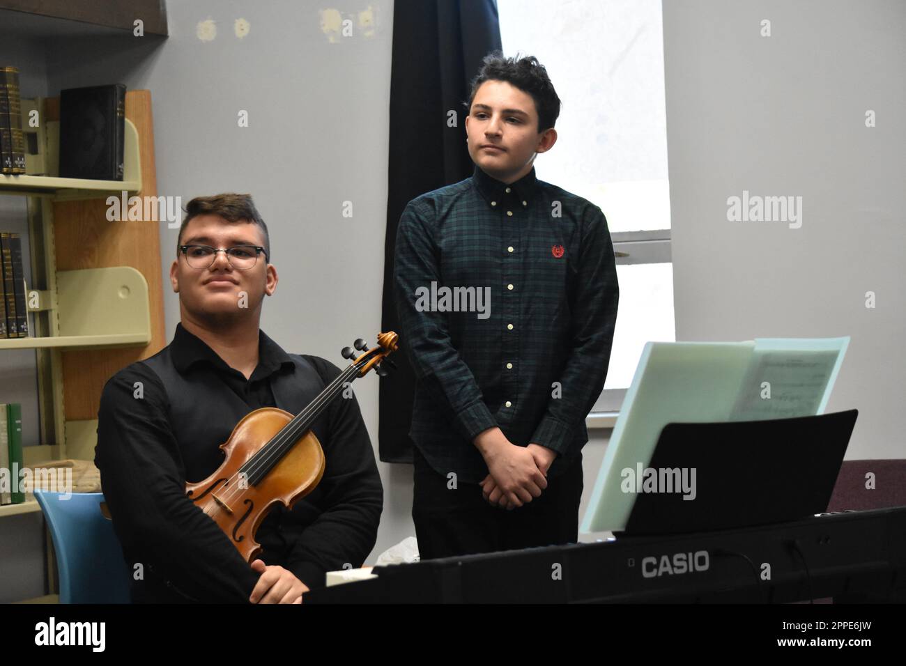 Fair Lawn, United States. 23rd Apr, 2023. Matt Vares (Left) and Nathan ...