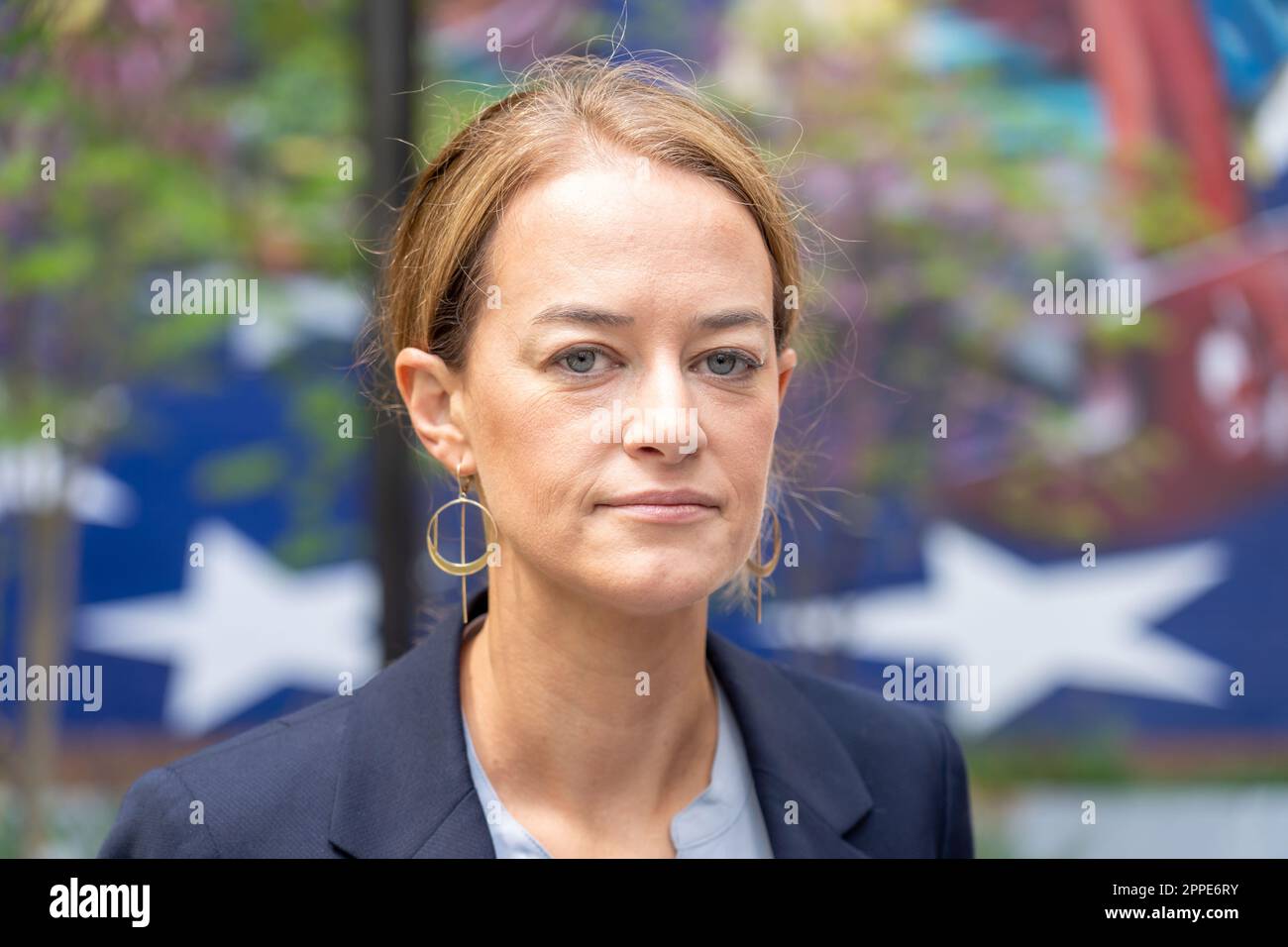 Laura kavanagh fdny hi-res stock photography and images - Alamy