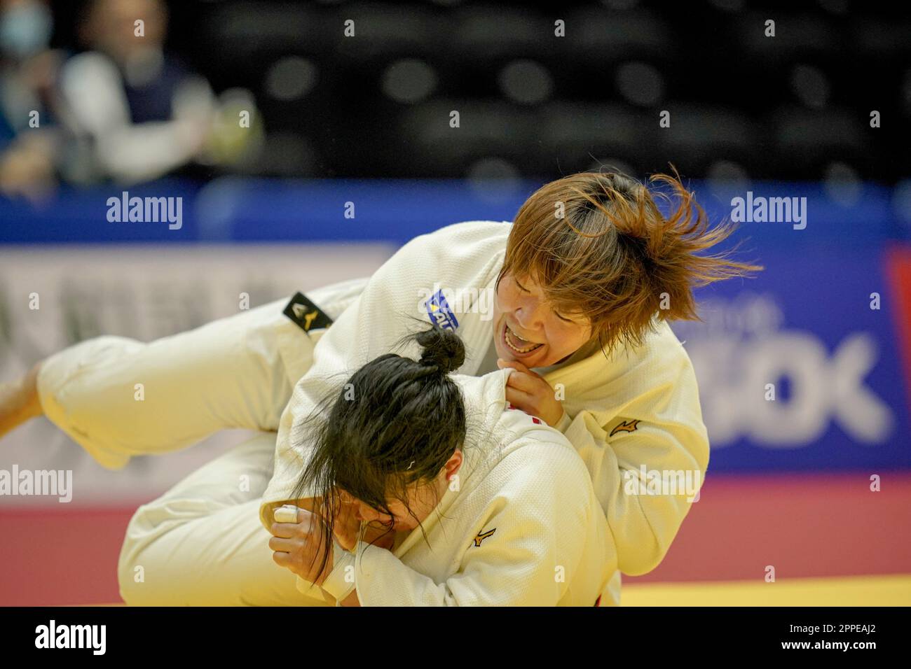 Women's judo championship hi-res stock photography and images - Alamy