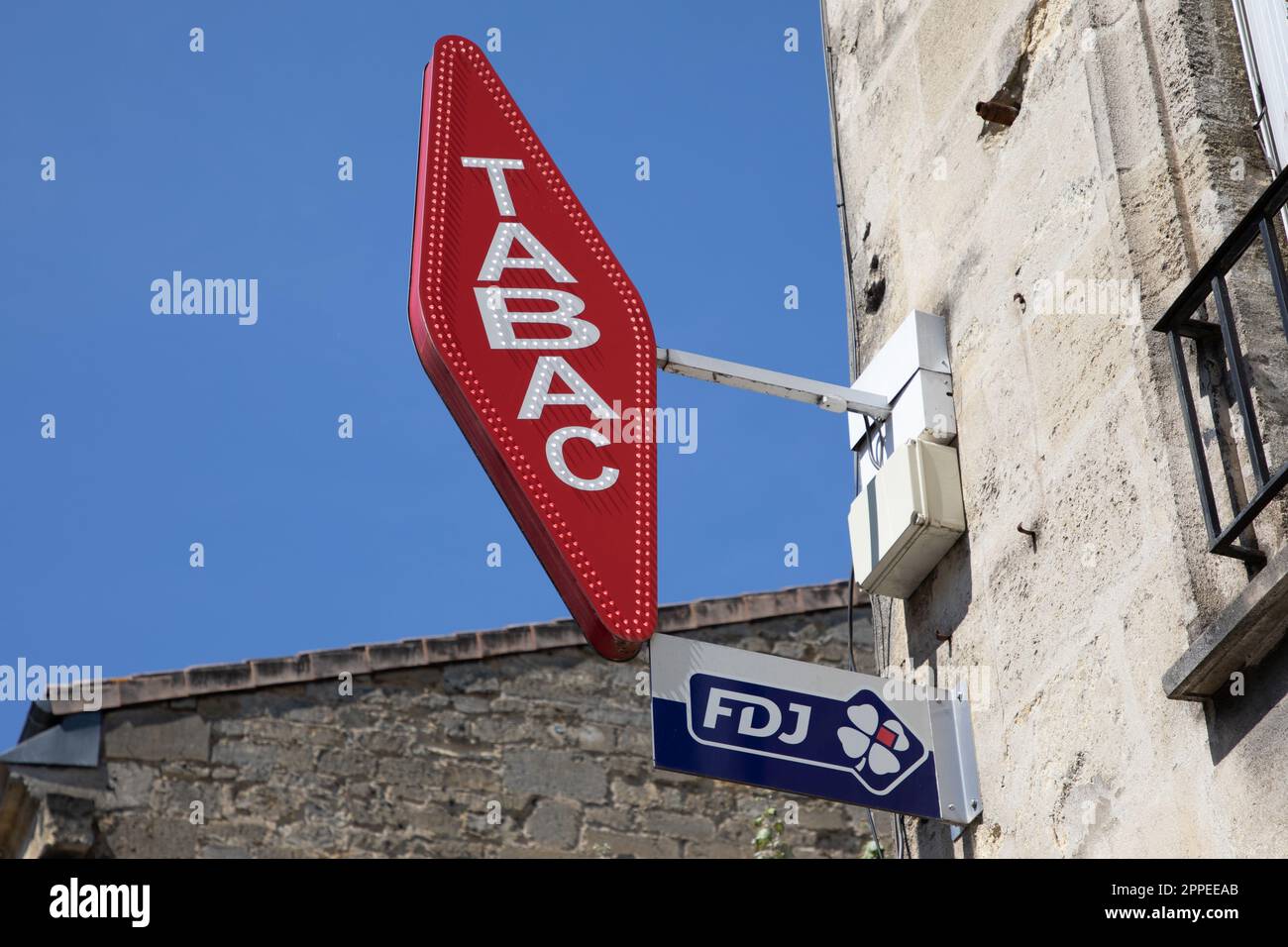 Bordeaux , Aquitaine France - 04 17 2023 : tabac and fdj loto France ...