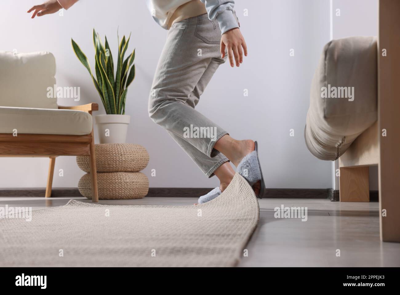 Woman tripping hi-res stock photography and images - Alamy