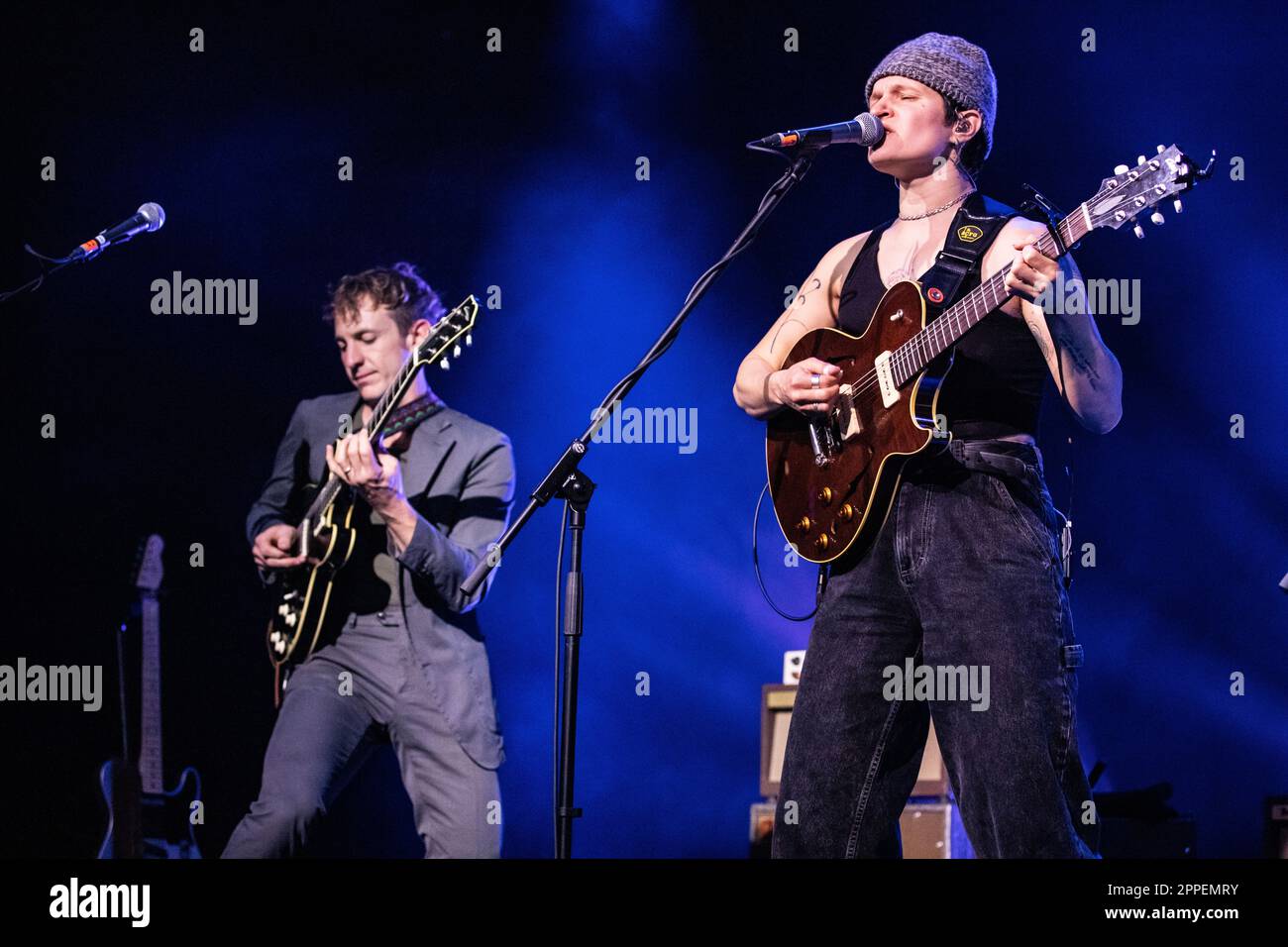 Big thief tour hi-res stock photography and images - Alamy