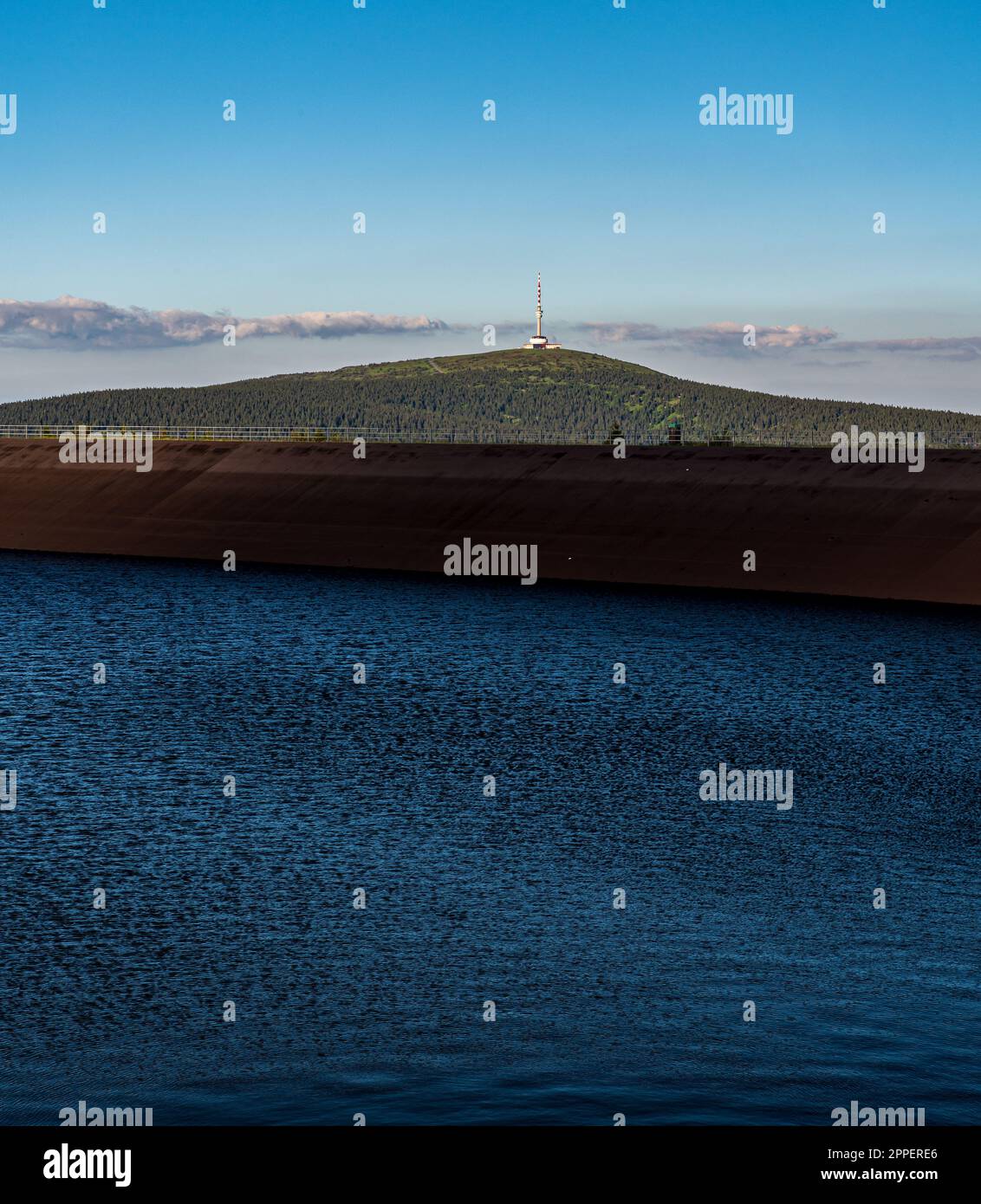 Dlouhe strane hi-res stock photography and images - Alamy