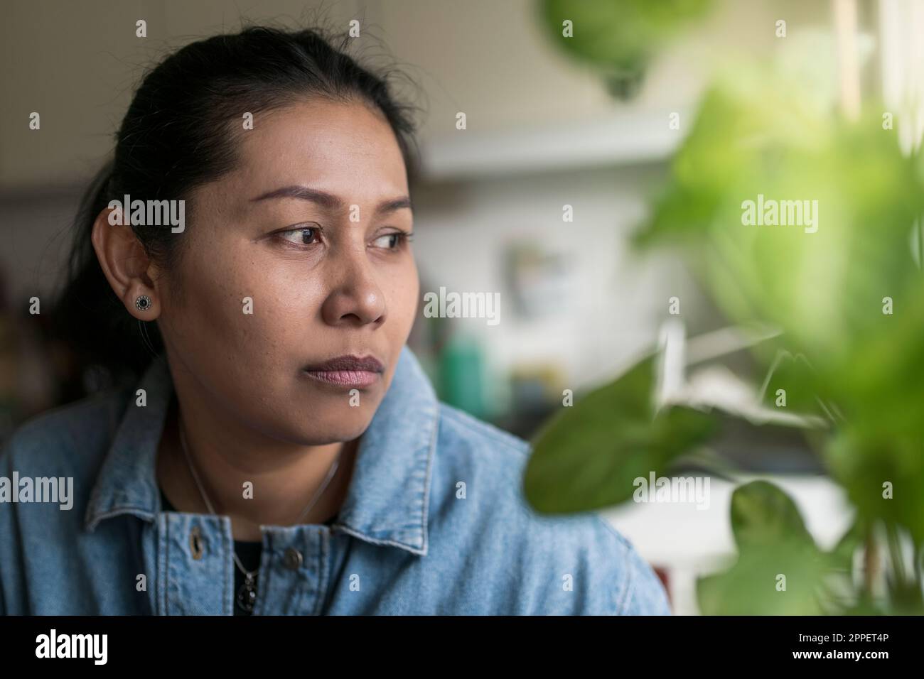 Posing contemplating hi-res stock photography and images - Alamy