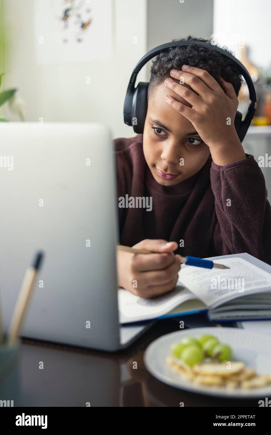 Education homework hi-res stock photography and images - Alamy
