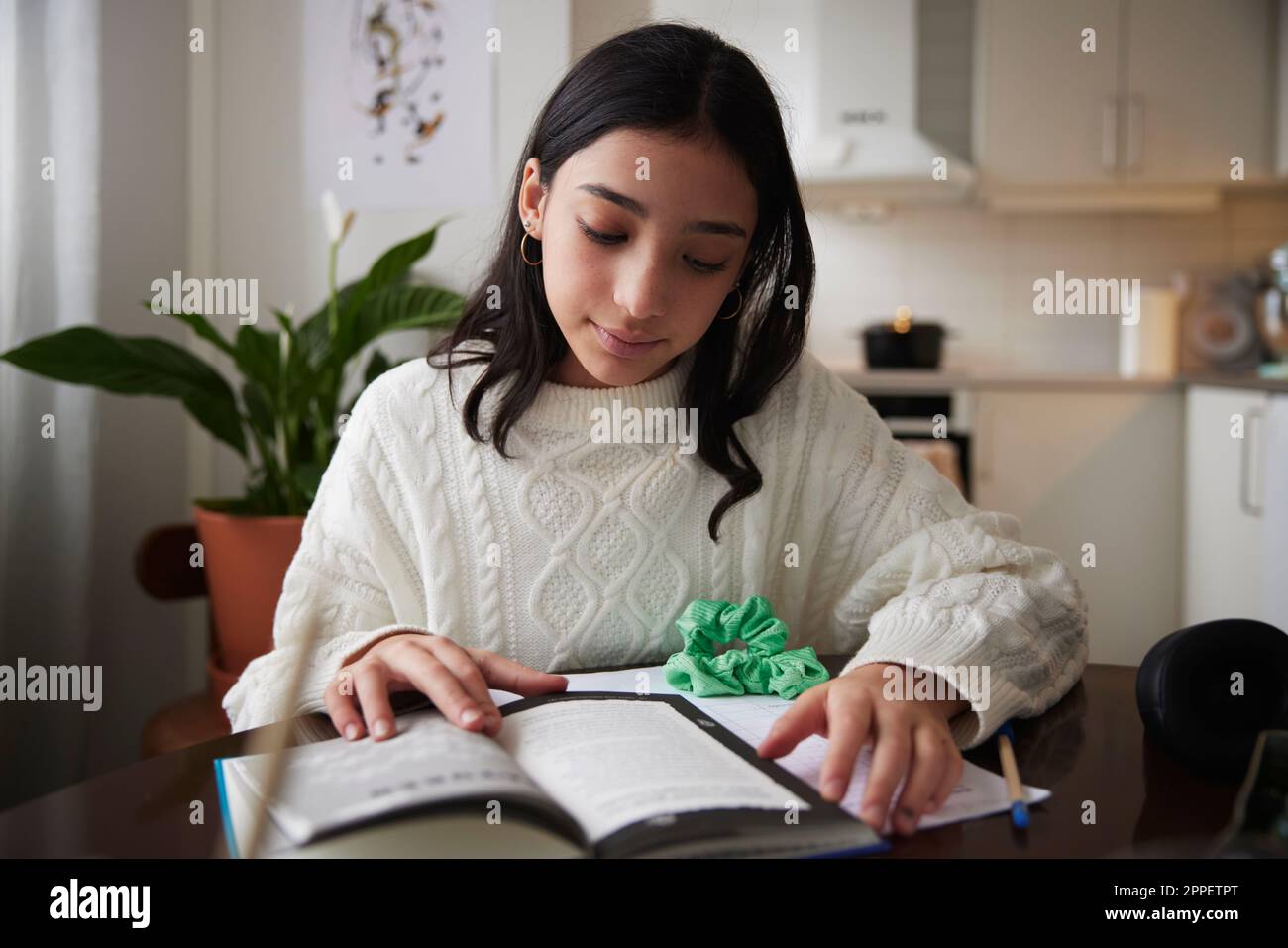 Girl models hi-res stock photography and images - Alamy