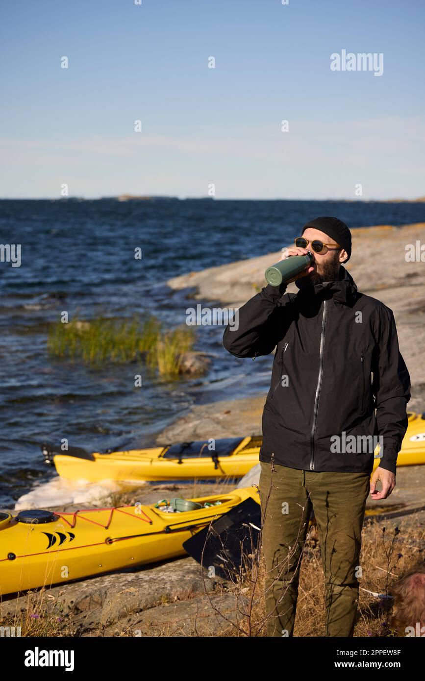 Drink at sea hi-res stock photography and images - Alamy
