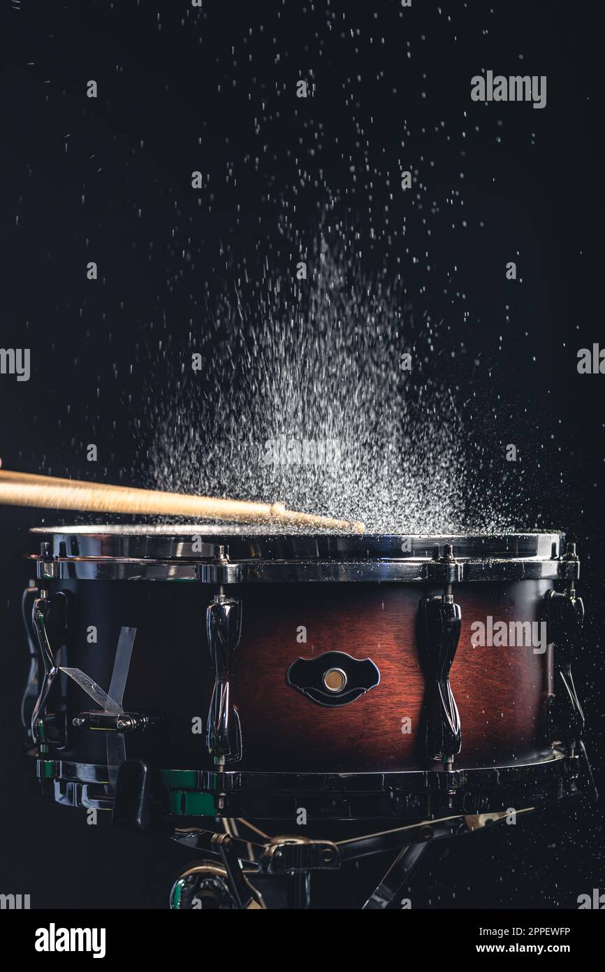 Dust drummer hi-res stock photography and images - Alamy