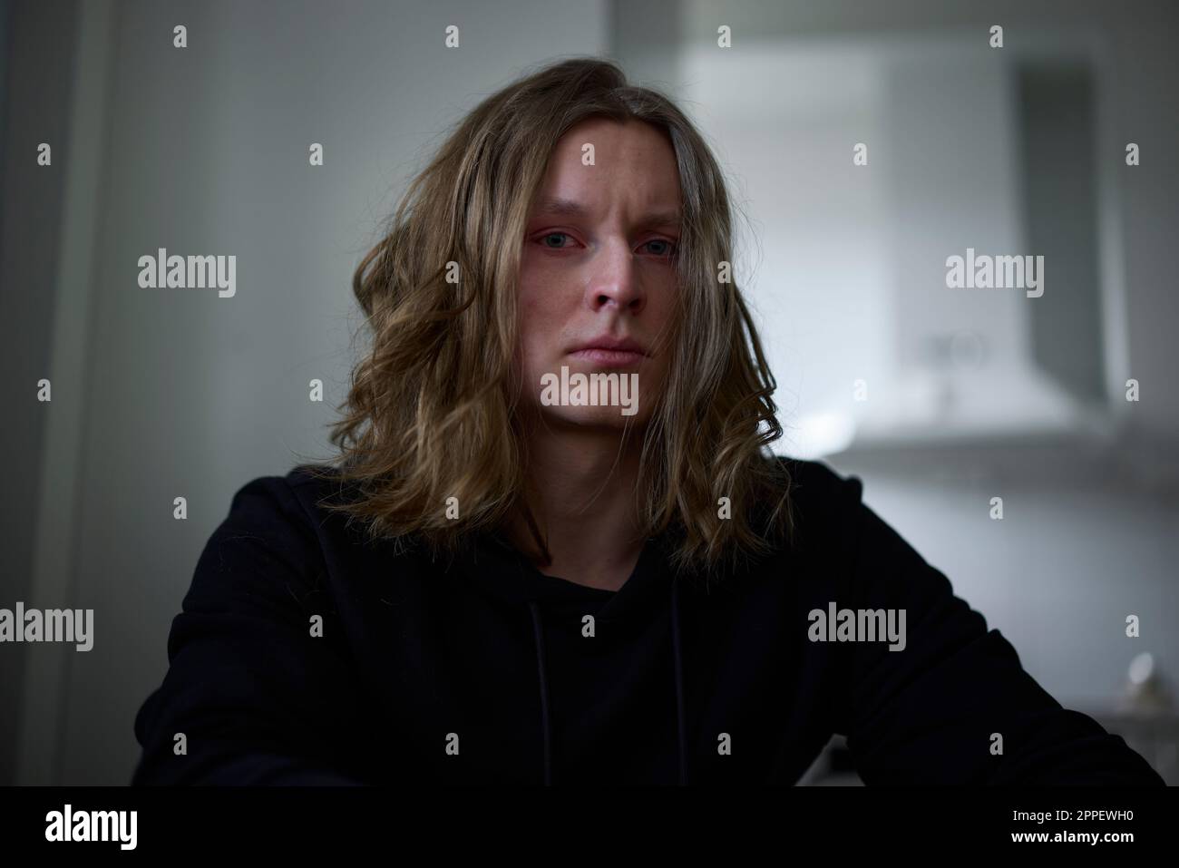 Woman sad man real people hi-res stock photography and images - Alamy