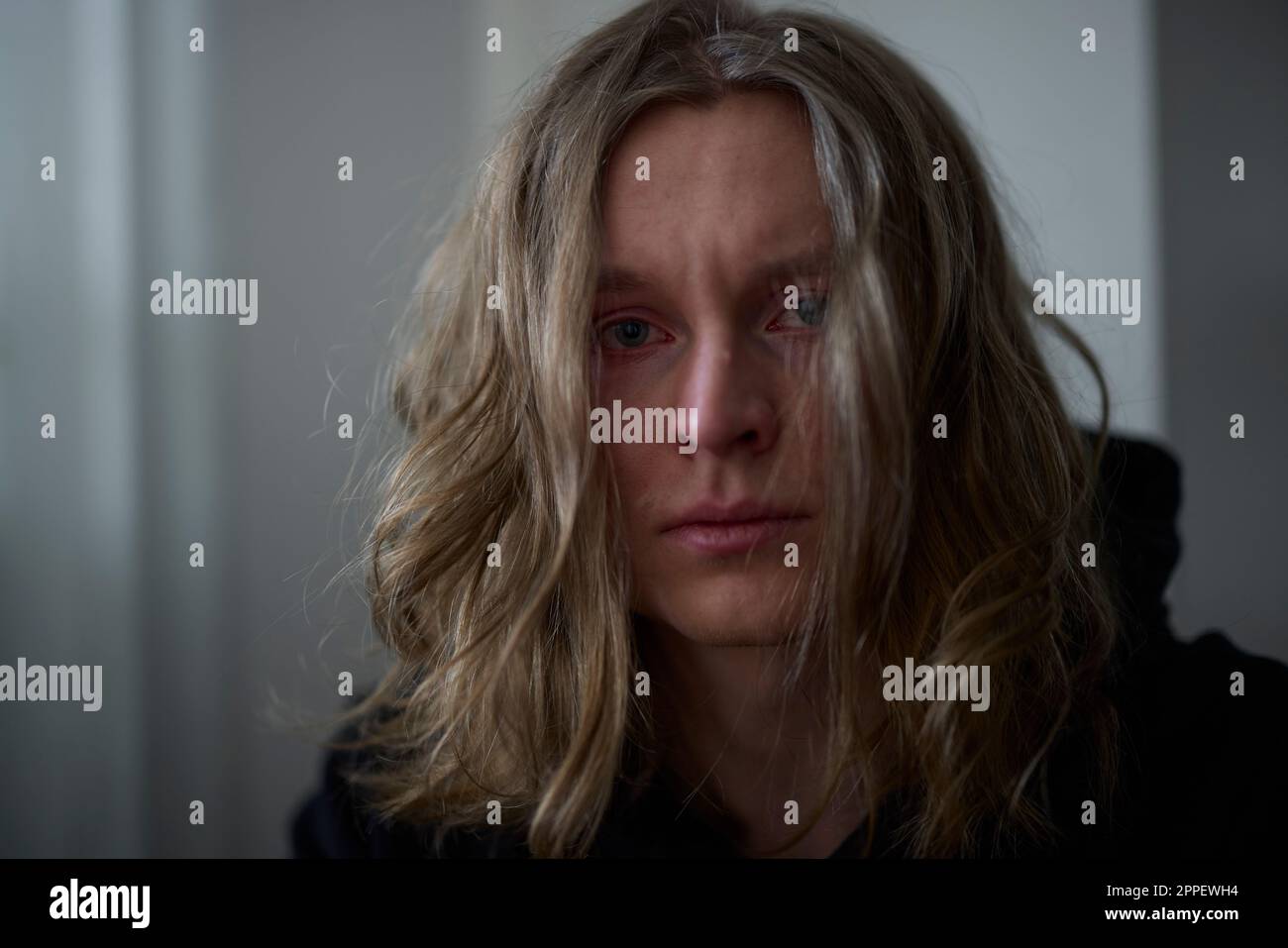 Lonely sorrowful woman crying hi-res stock photography and images - Alamy