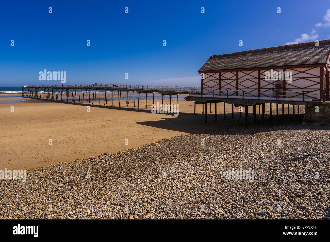 Saltburn by the sea seaside resort hi-res stock photography and images ...
