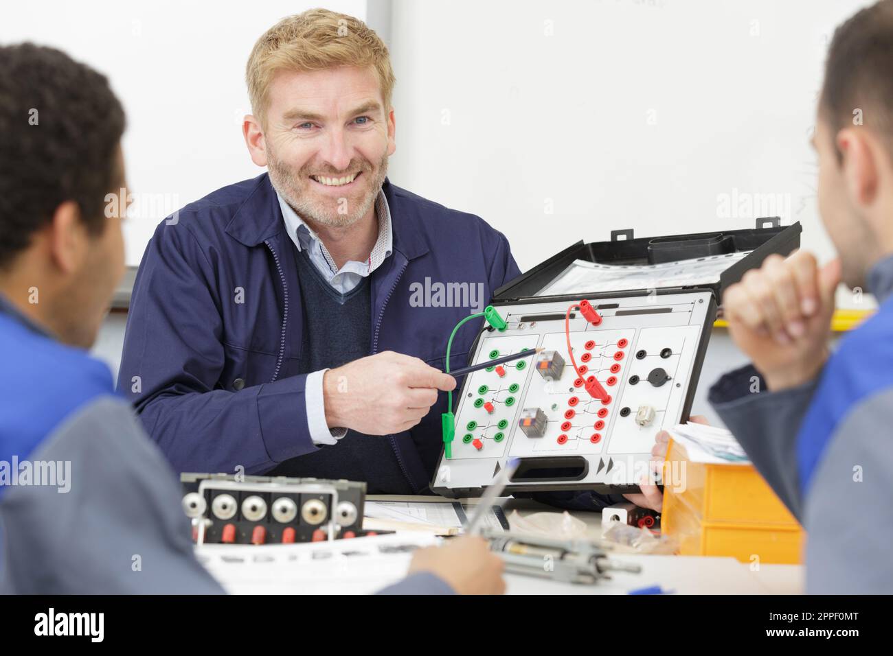 Caucasian server room worker hi-res stock photography and images - Alamy