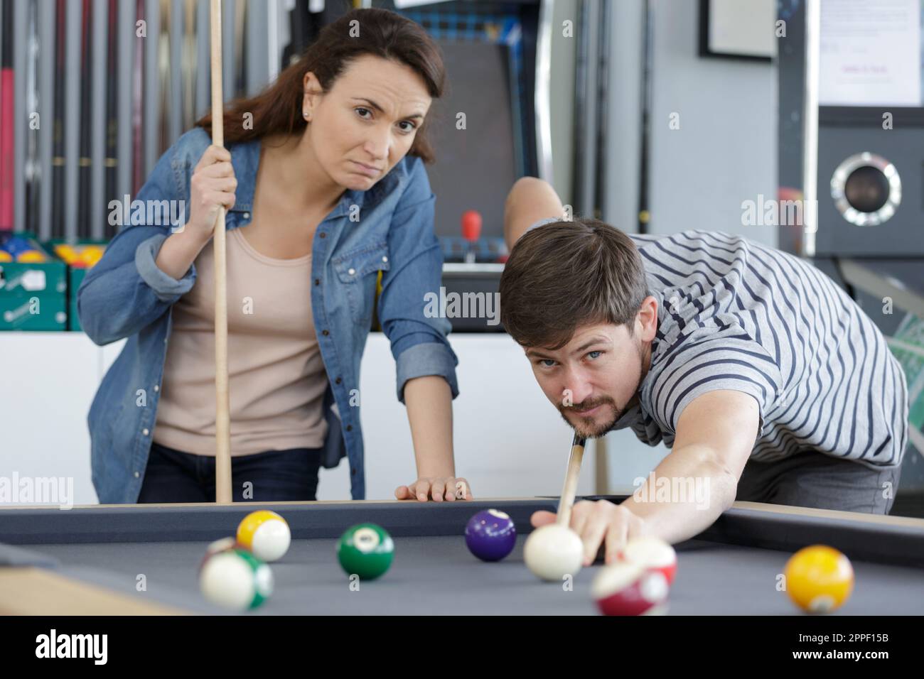 Beautiful billiards play woman hi-res stock photography and images - Alamy