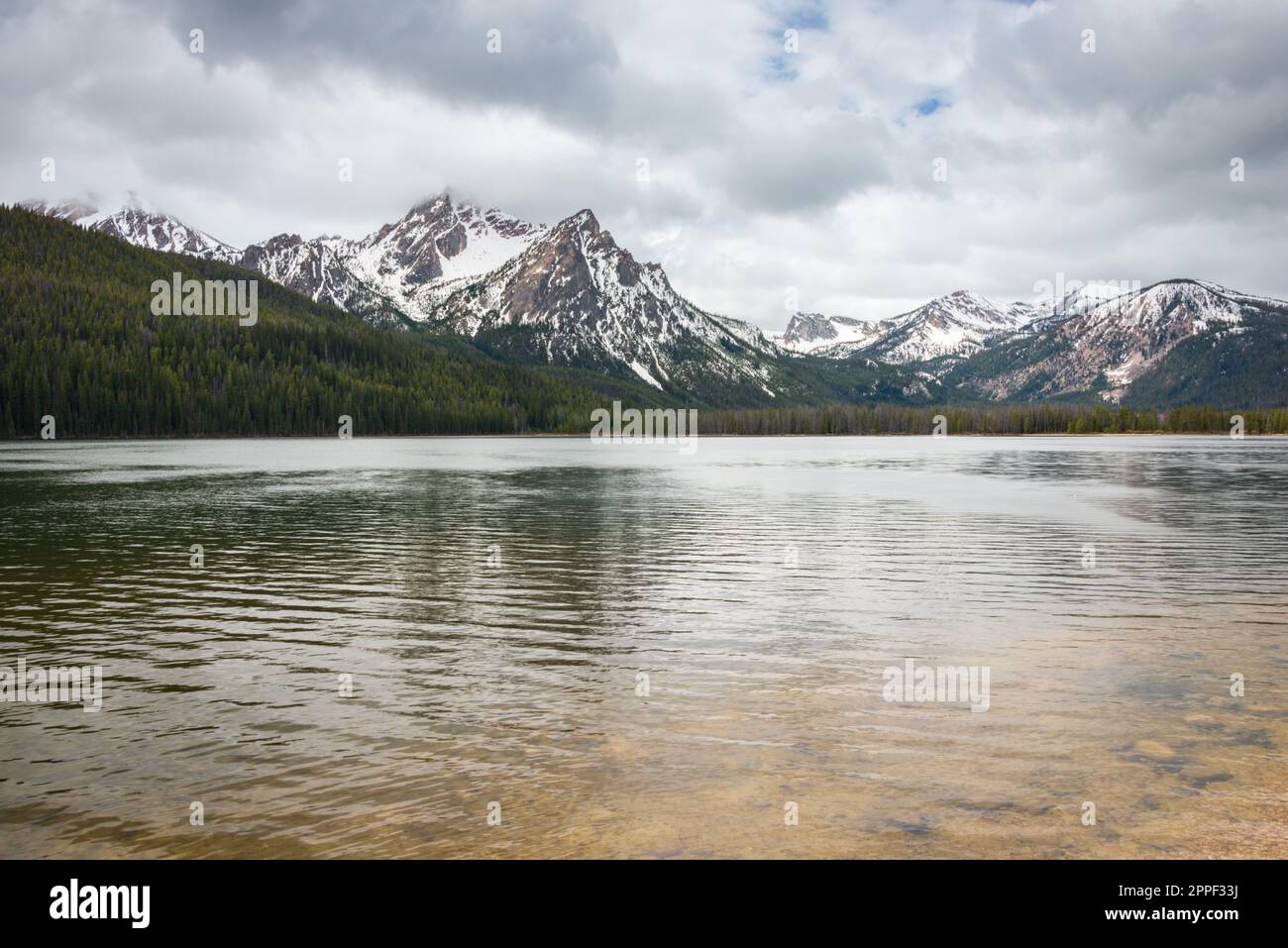Sawtooth Mountains, Mountain range in Idaho Stock Photo - Alamy