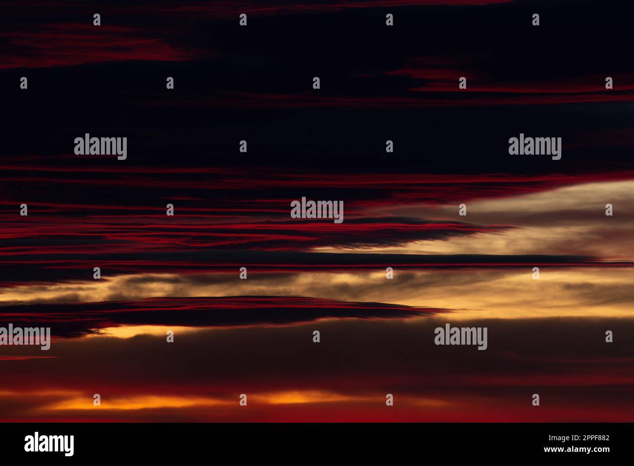 Cumulonimbus cloud on summer sunset hi-res stock photography and images ...