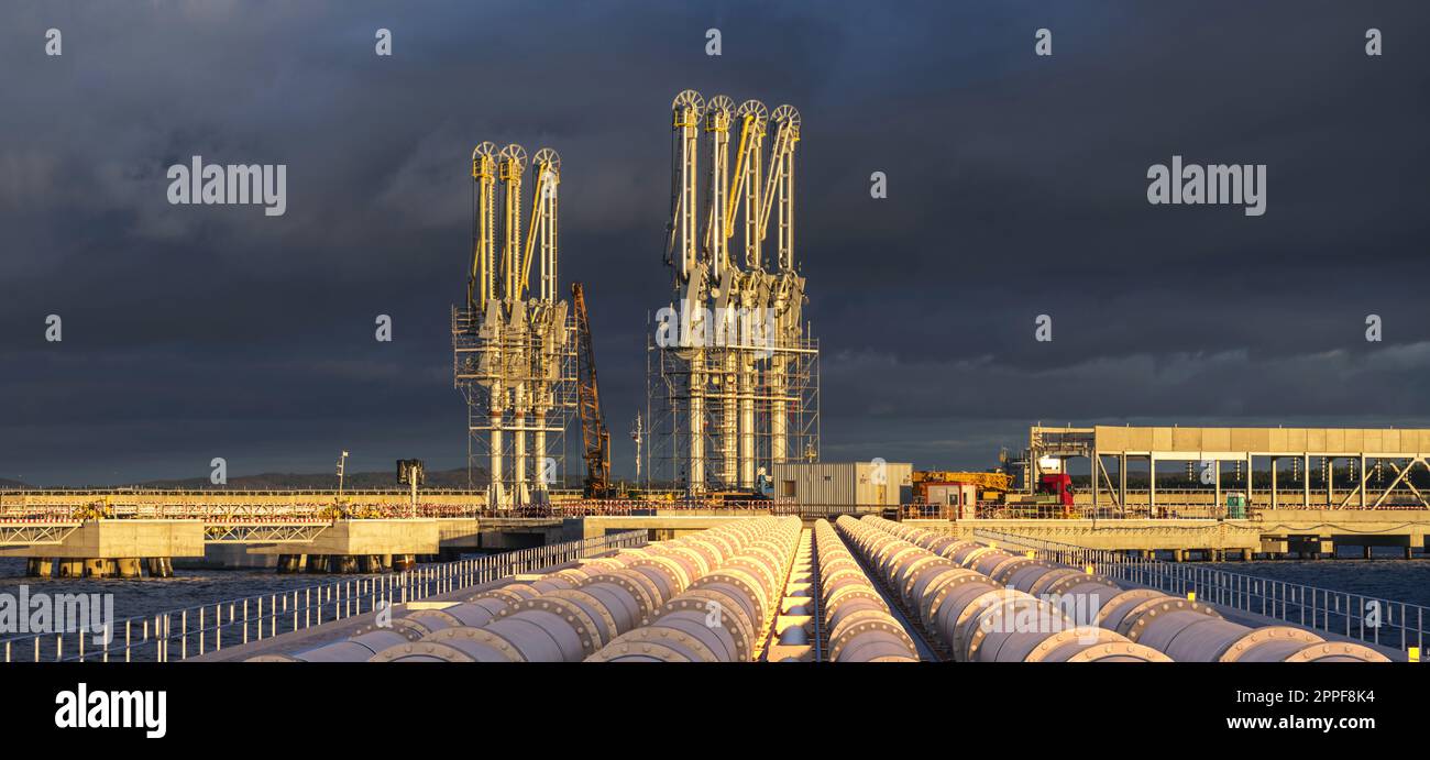 Pipelines running to LNG marine terminal Stock Photo - Alamy