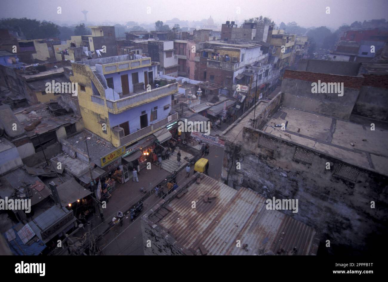 Old quarters of delhi india hi-res stock photography and images - Alamy