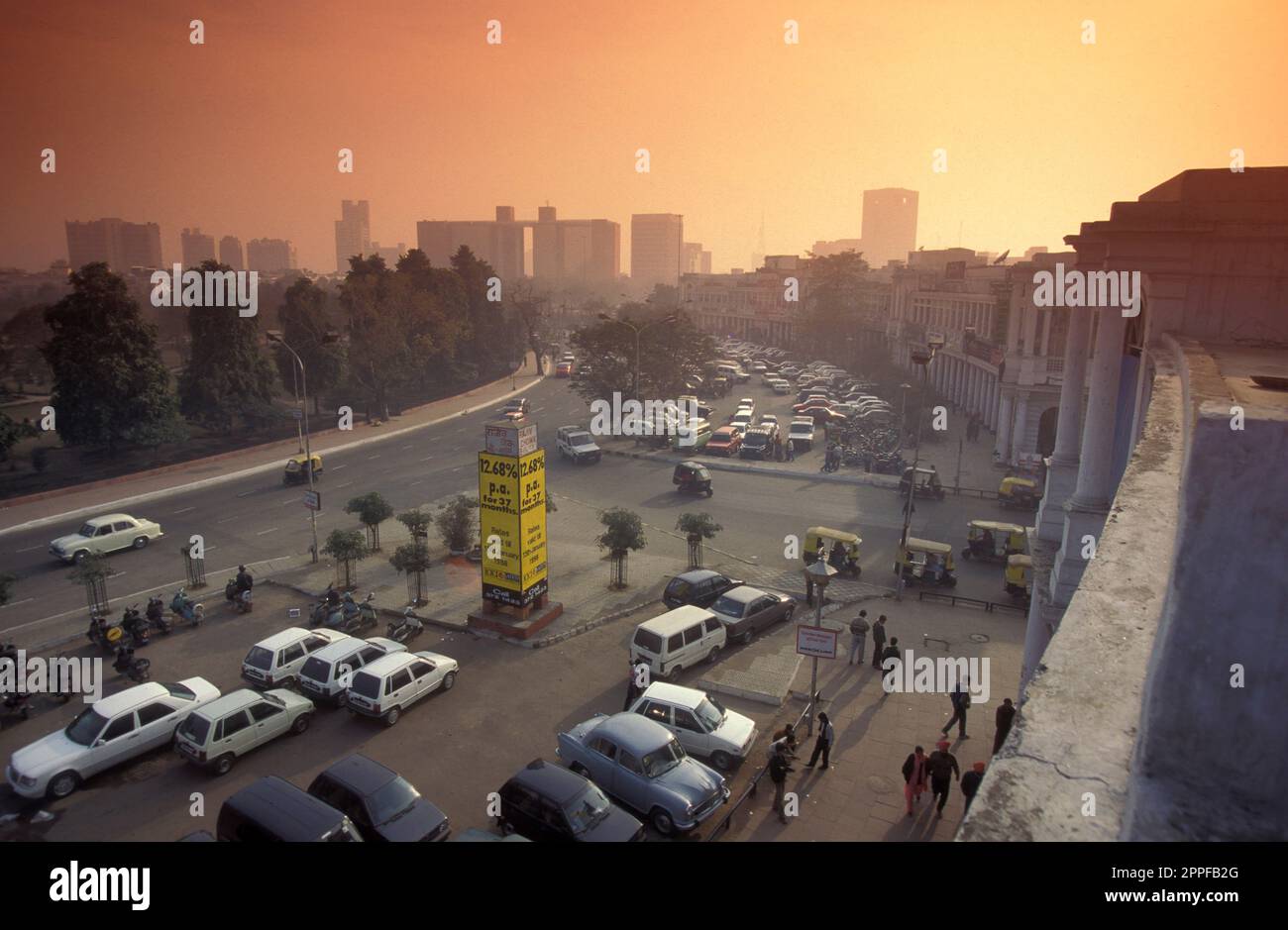 a view of the shopping area of Connaught Place in the city of New Delhi ...