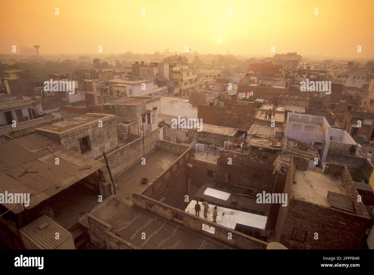 Old quarters of delhi india hi-res stock photography and images - Alamy